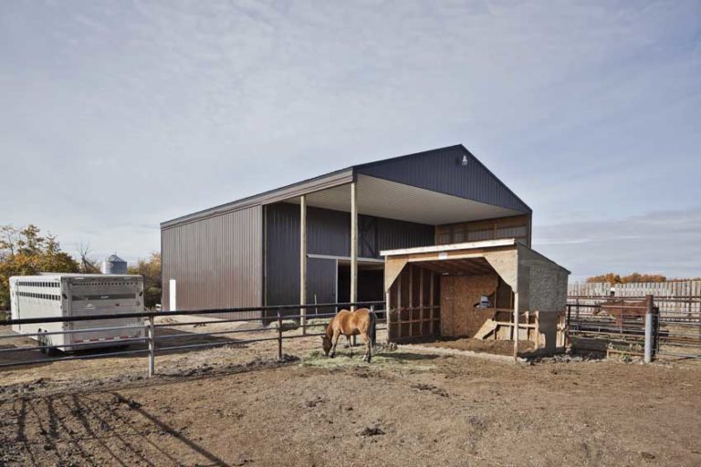 40'x60' Barn - Enframe Construction Ltd.